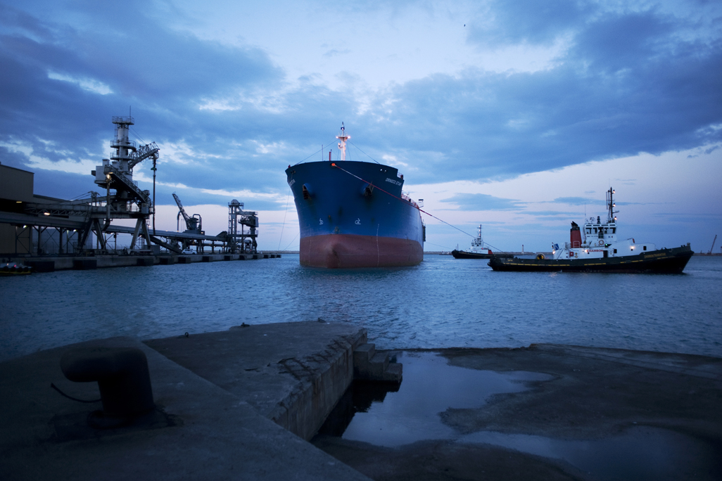 Respiration portuaire — Transit Photographies